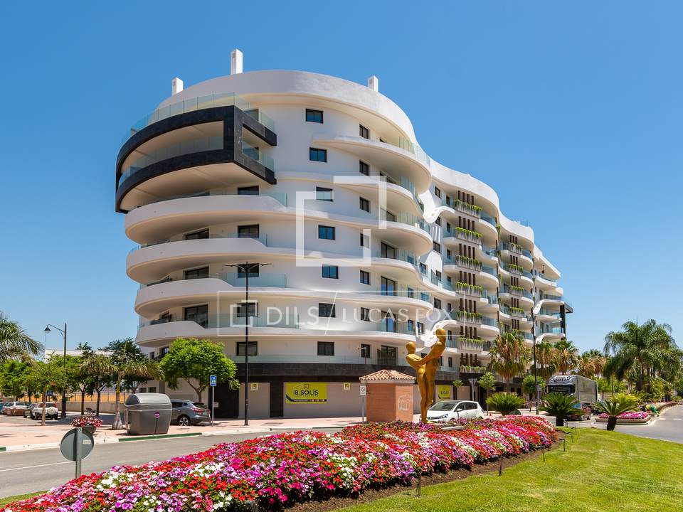 Residencial Infinity: New development in Estepona