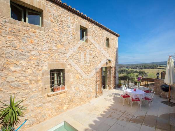 Country houses for sale in Spain